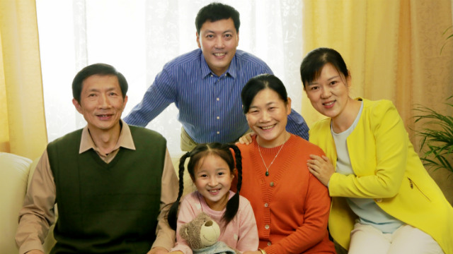 因爲信了神，我的重組家庭充滿喜樂和諧 | 盼望主耶稣